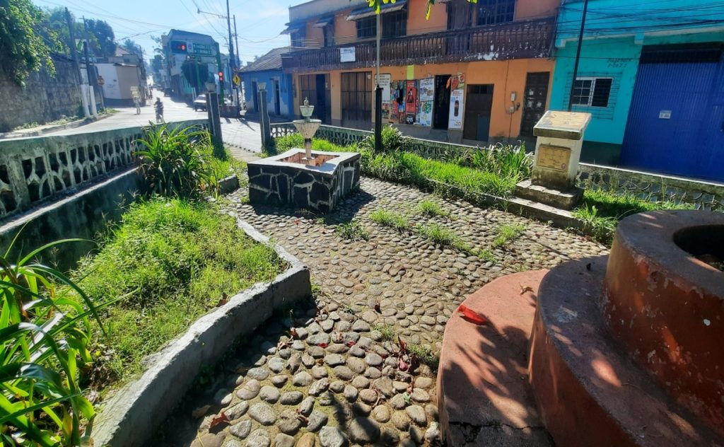 Parque Central Coatepeque – SIC