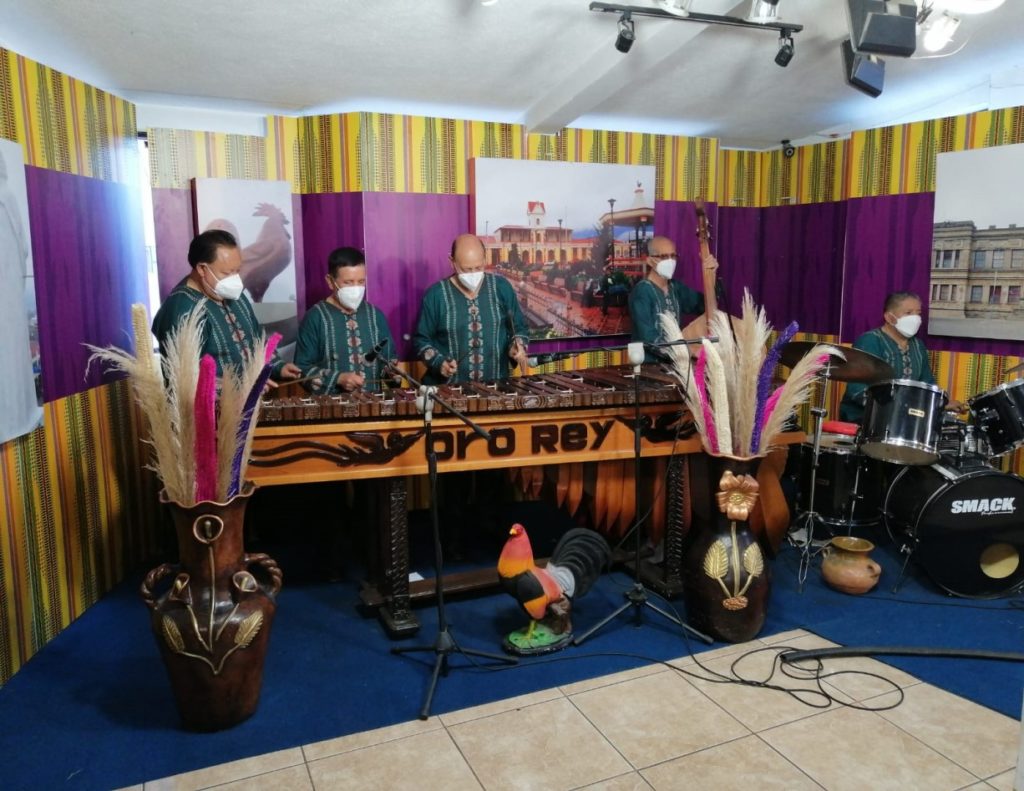 Centro Educativo Comunitario Maya Tijob’äl Tz’olojya Cuarto B ...